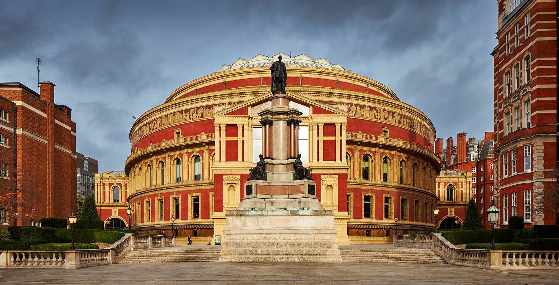 Construction behind the scenes at The Royal Albert Hall - Sir Robert ...