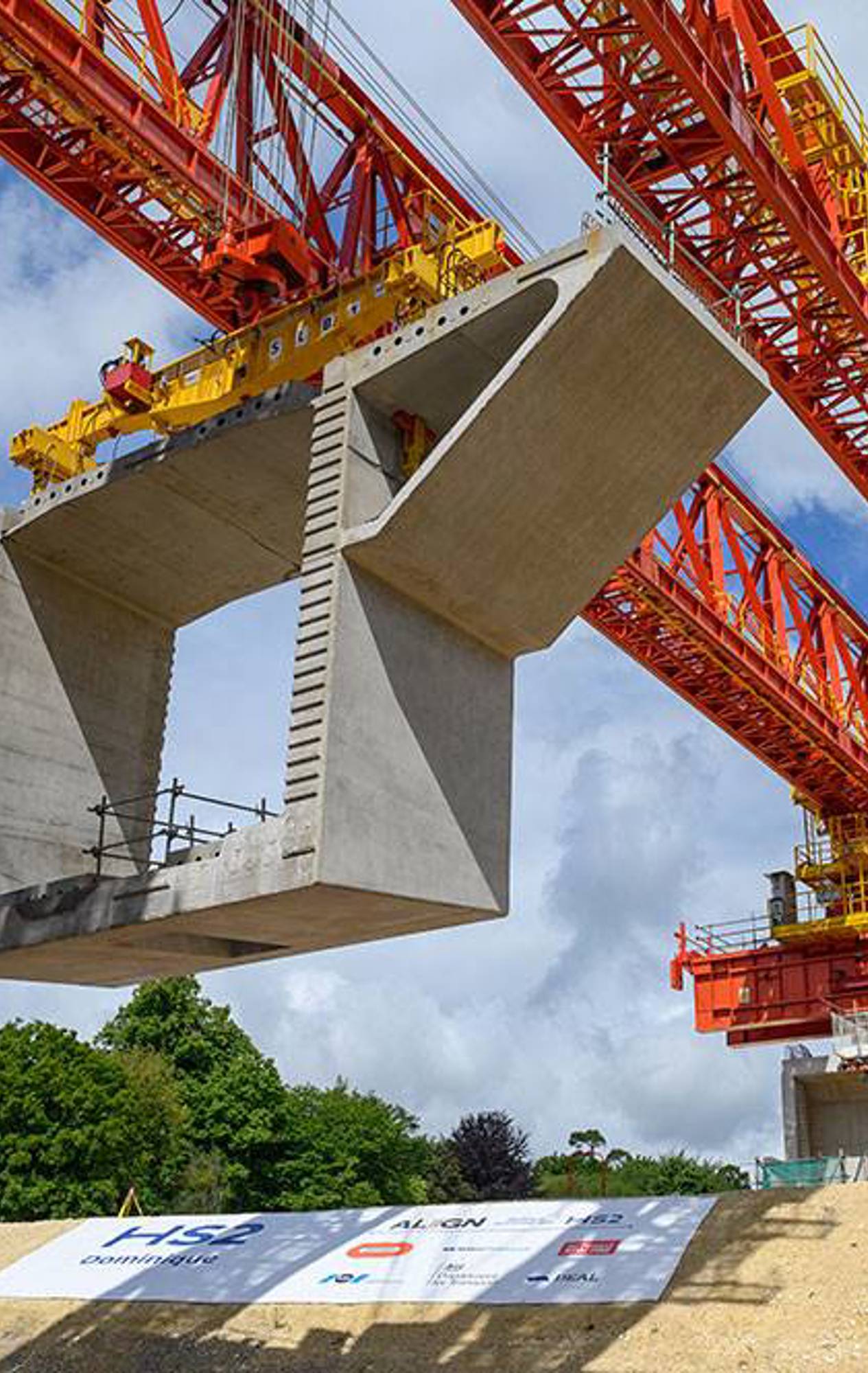 Leading construction and civil engineering company - Sir Robert McAlpine