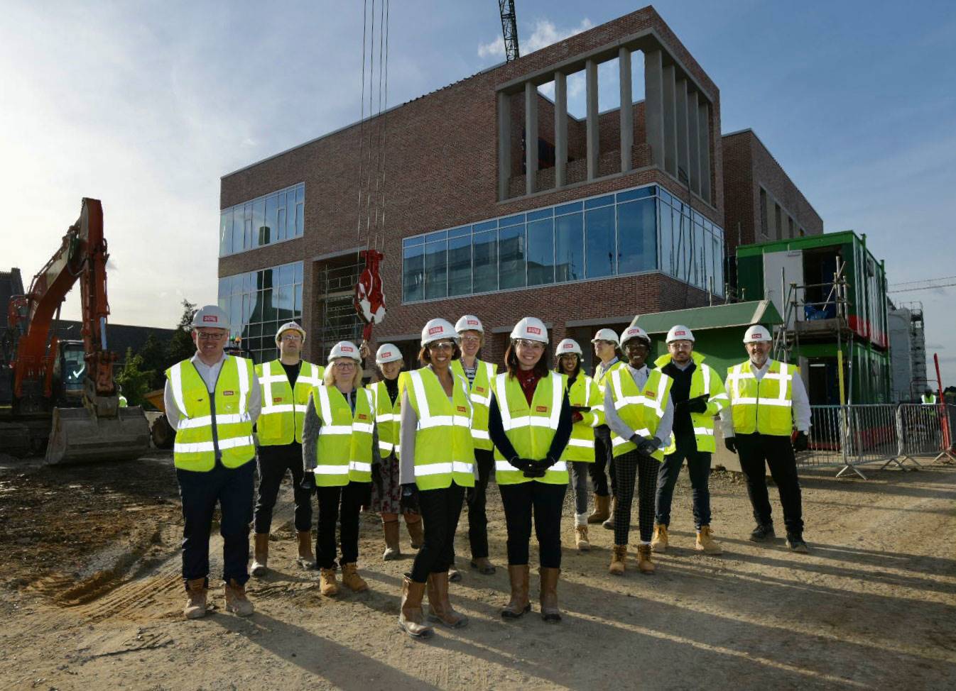 Richmond MPs visit Springfield - Sir Robert McAlpine